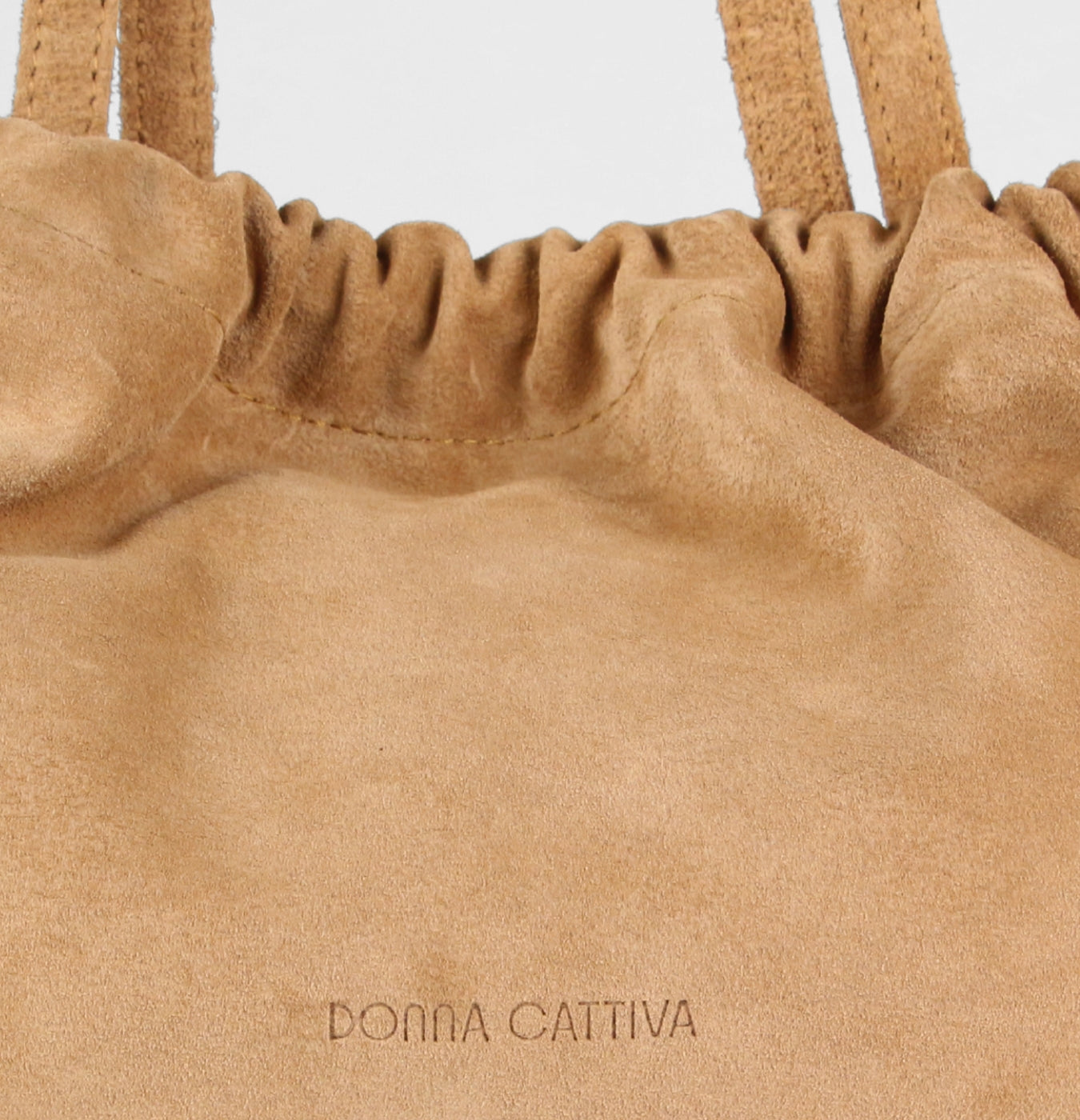 Zapatos de Gamuza para Mujer | Elegancia Suave – Donna Cattiva – Donna Cattiva Store